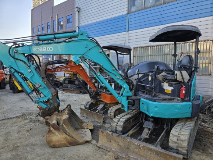 코벨코 SK35(14년)팝니다.