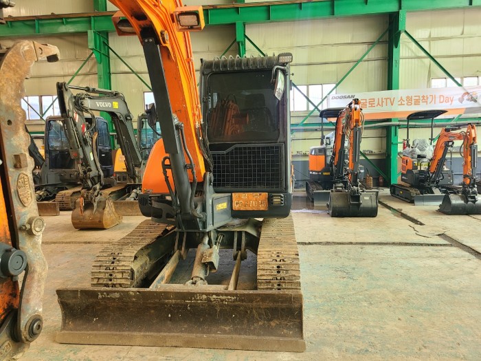 두산 02굴삭기 DX55MT 코끼리집게 2019년식