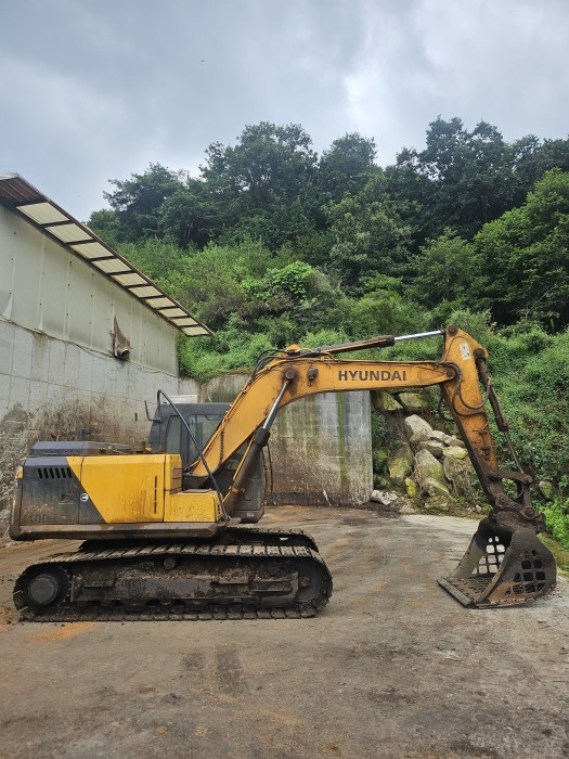현대굴삭기 RC1400LC-7A 06 중고 팝니다.